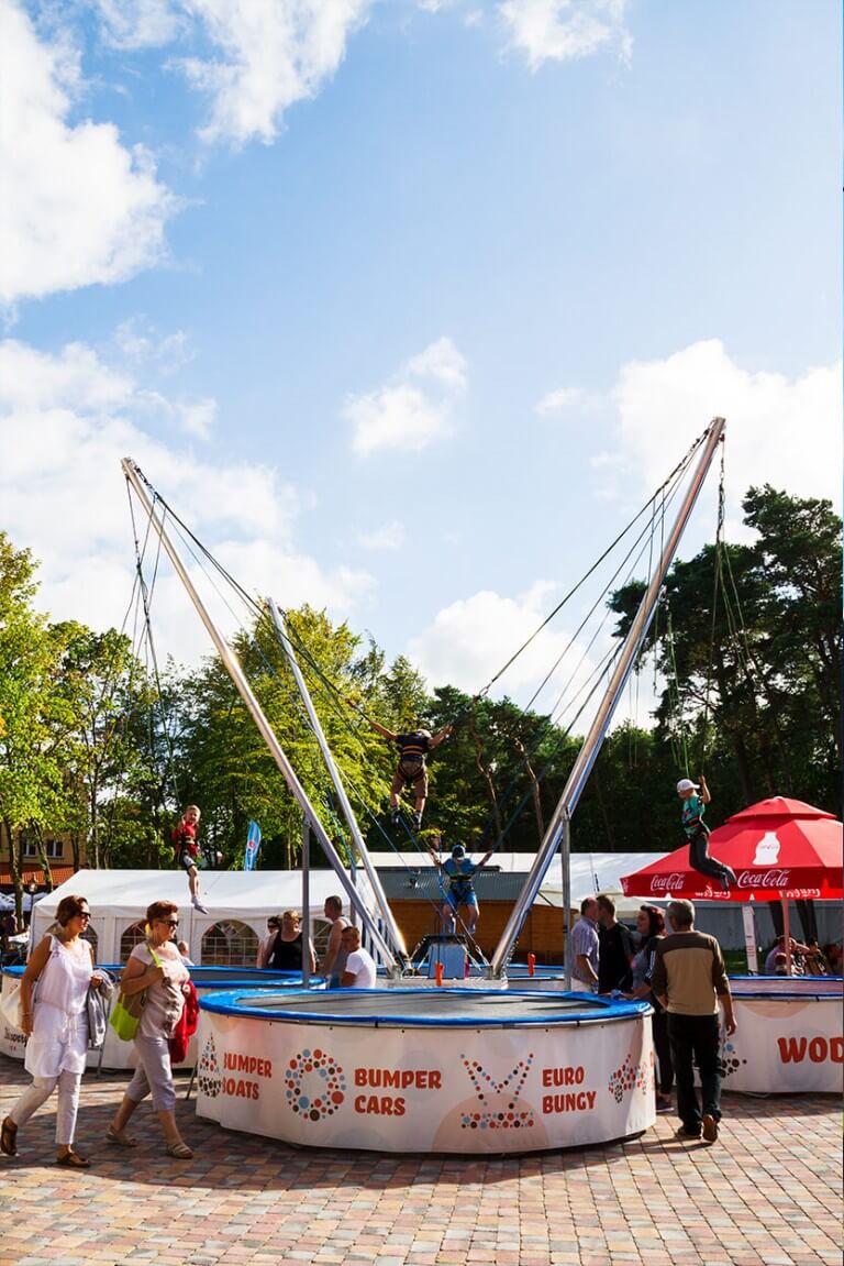 Eurobungy - Trampoliny Bungee - Atrakcje dla Dzieci Łeba 2025 ...