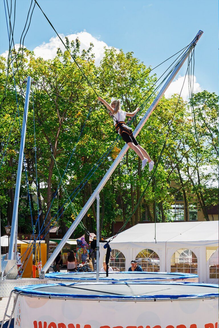 Eurobungy - Trampoliny Bungee - Atrakcje dla Dzieci Łeba 2025 ...
